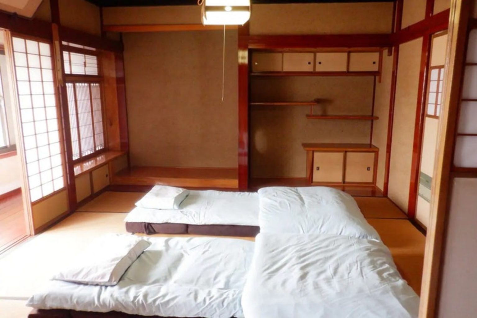 2021_05_uedo-guesthouse_kyakusitu-1536×1024 | 道の駅 すずなり